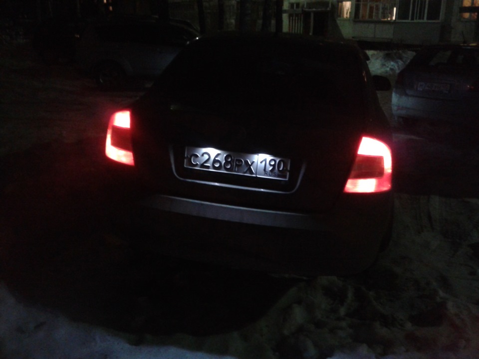 Замена всяких ламп — Skoda Octavia A5 Mk2, 1,6 л, 2009 года ...