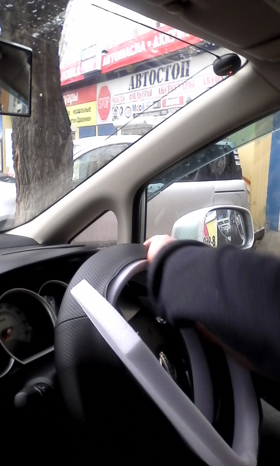 Оплетка на руль — Nissan Tiida (1G), 1,5 л, 2009 года | стайлинг | DRIVE2
