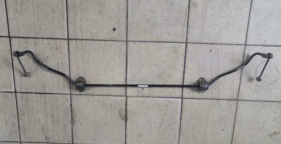 95] Задний стабилизатор поперечной устойчивости — BMW 1 series (E81/E87 ...
