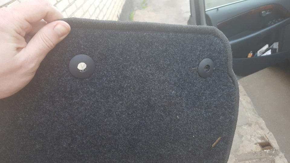 Ковриный пост — Volvo XC70 III, 3,2 л, 2010 года | тюнинг | DRIVE2