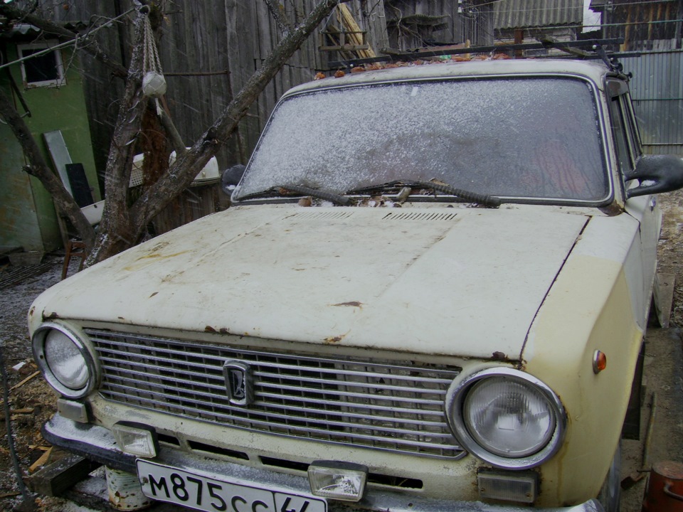 Перво-апрельские фотографии — Lada 21021, 1,6 л, 1982 года | фотография | DRIVE2