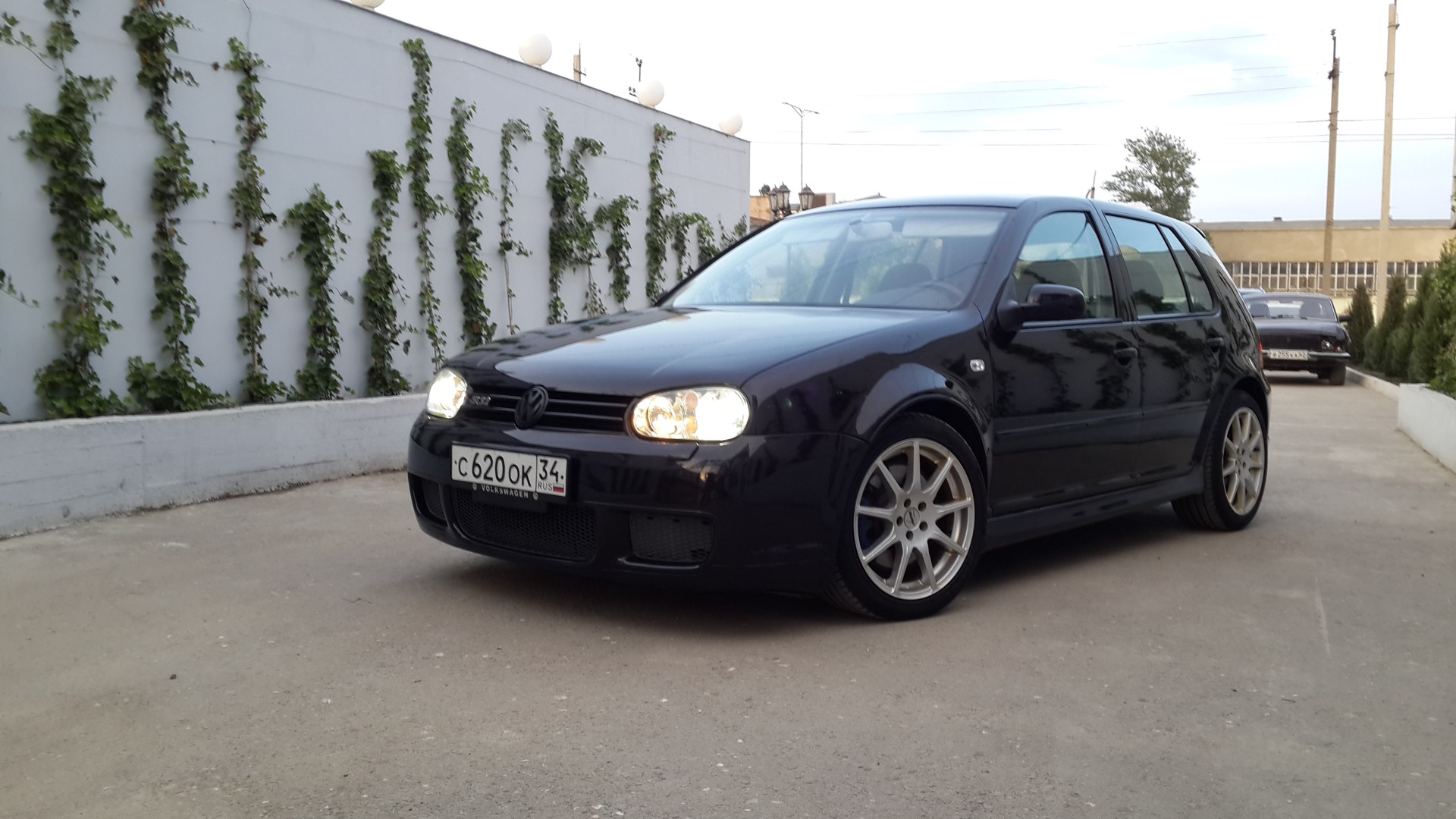 Volkswagen Golf R Mk4 3.2 бензиновый 2003 | R32 на DRIVE2