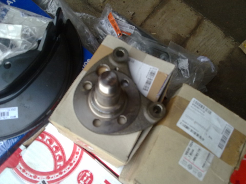 Замена задних тормозов.Переход на двухрядный подшипник. Часть I ...