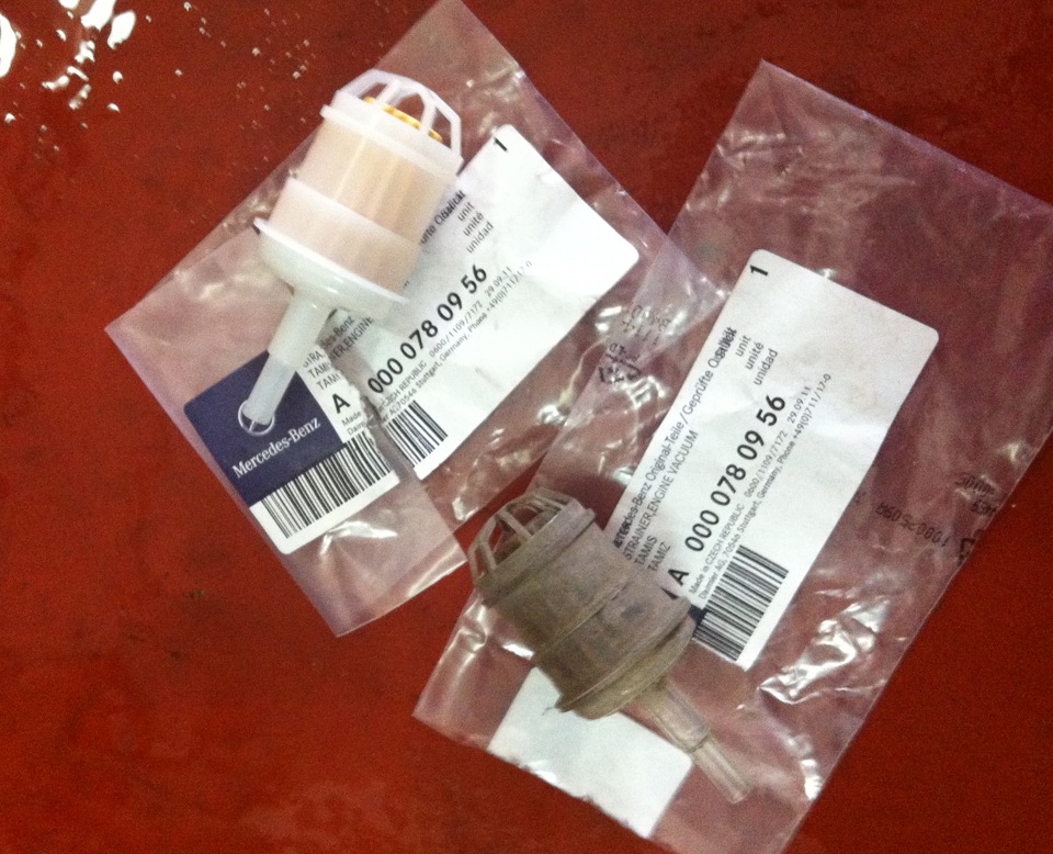 Замена фильтров вакуумной системы. — Mercedes-Benz A-Class (W168), 1,7 ...