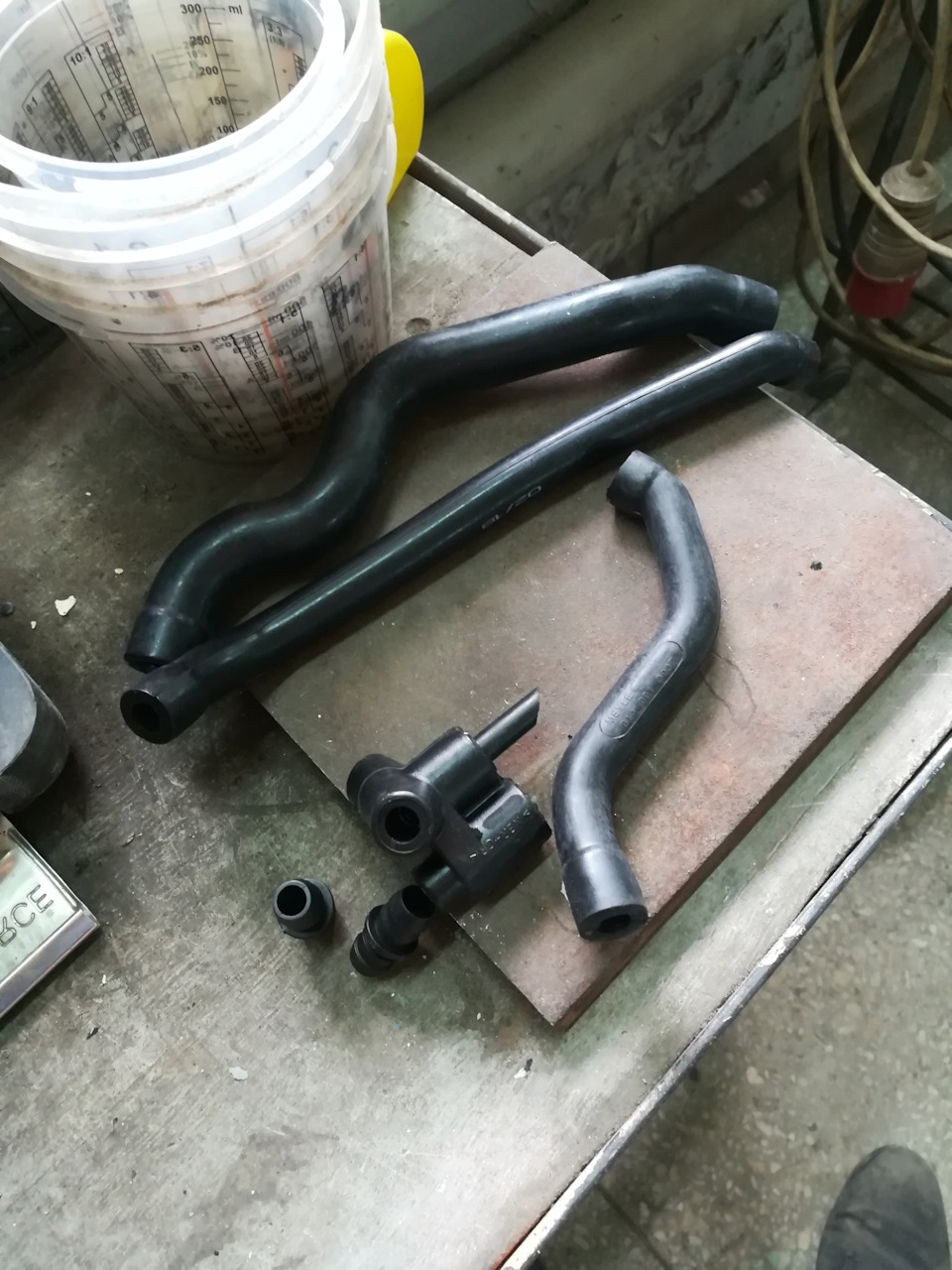 Замена шлангов вкг. — Mercedes-Benz E-Class (W211), 3,2 л, 2005 года ...