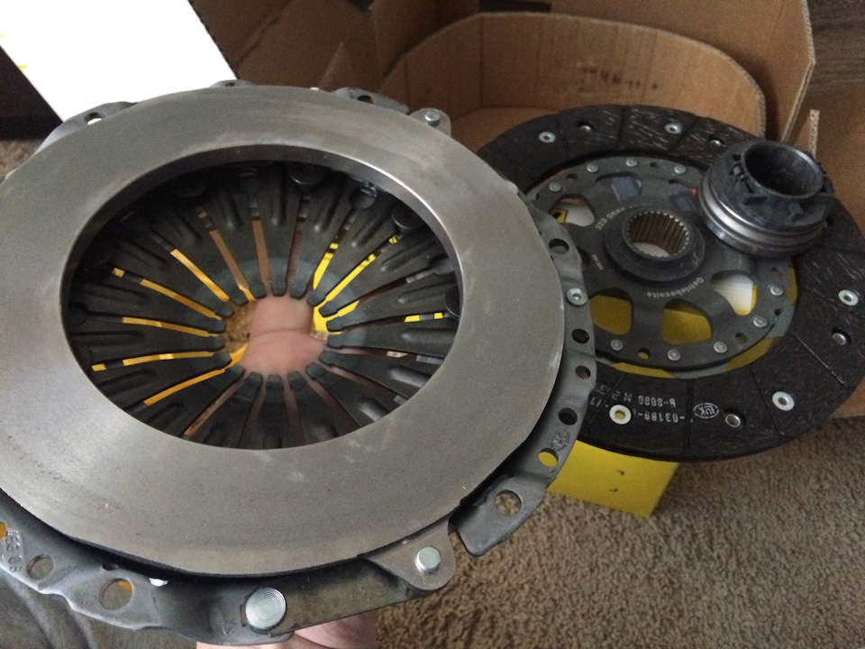 Запчасти пришли для замены сальника — Audi A4 (B8), 1,8 л, 2008 года ...