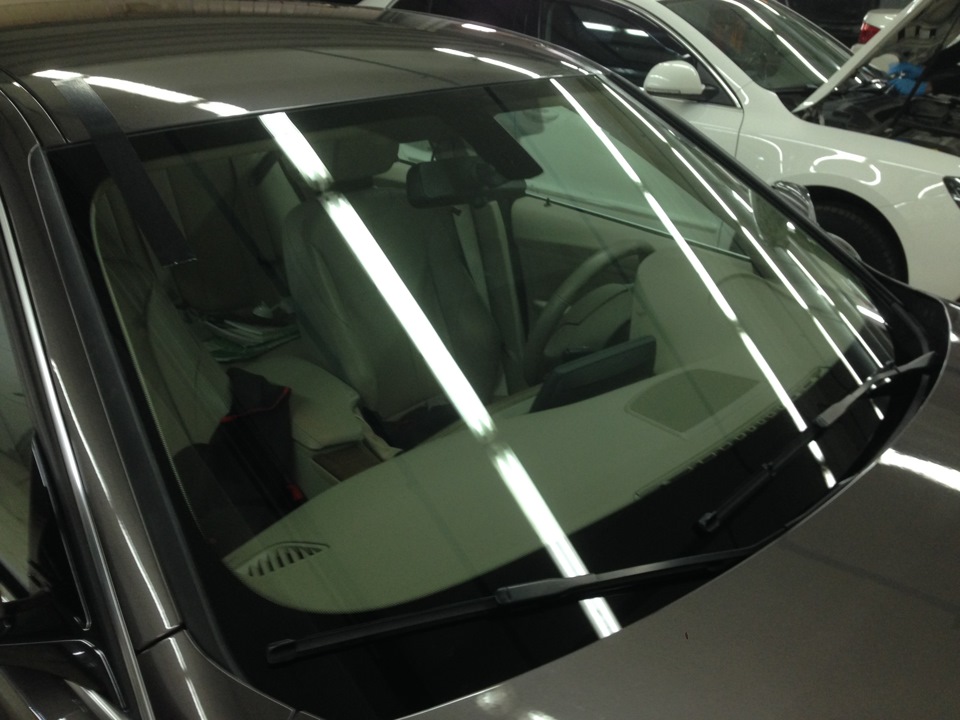 Замена лобового стекла — BMW 3 series (F30), 2 л, 2012 года | визит на ...