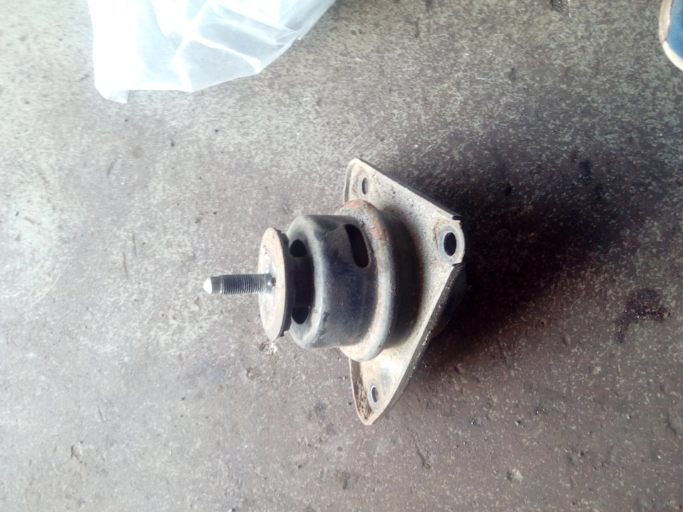 Замена опор ДВС и акпп — Hyundai Elantra (4G), 2 л, 2006 года | визит ...