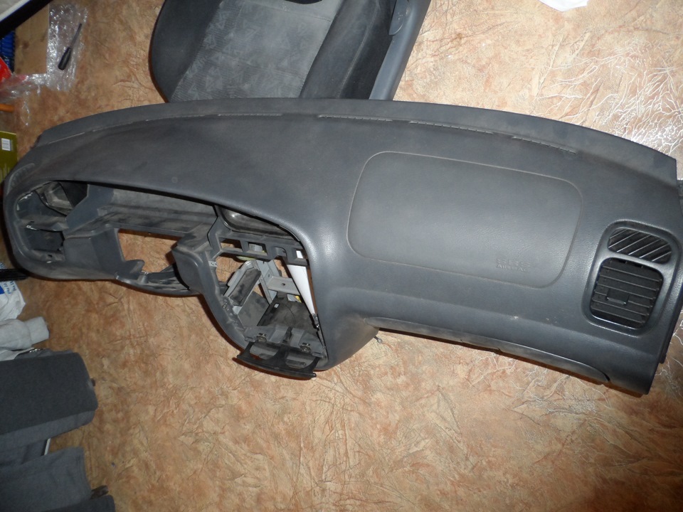 купил торпеду с подушкой) — Daewoo Lanos, 2 л, 2008 года | тюнинг | DRIVE2