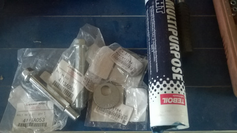 MR418673 болт развальный mitsubishi pajero/montero (00-06) Mitsubishi ...