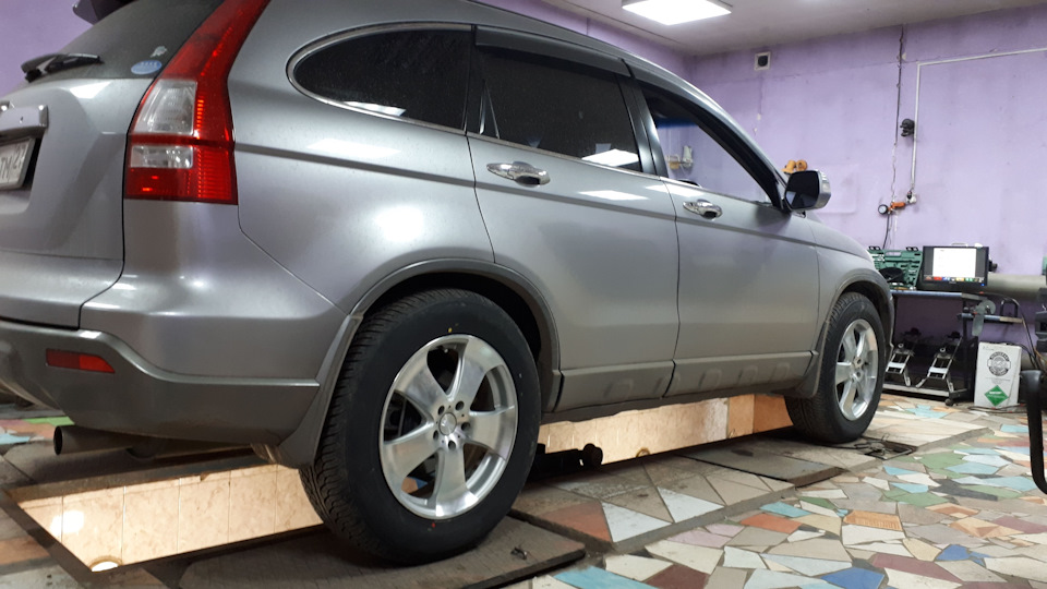 Лето колеса))) — Honda CR-V (RE), 2,4 л, 2007 года | колёсные диски | DRIVE2