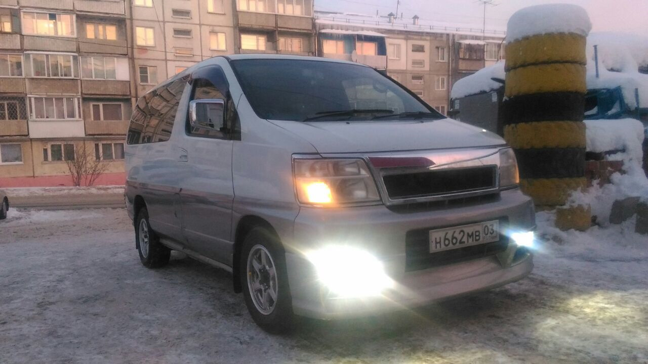 Хромированые зеркала — Nissan Elgrand (E50), 3,2 л, 1999 года | тюнинг ...