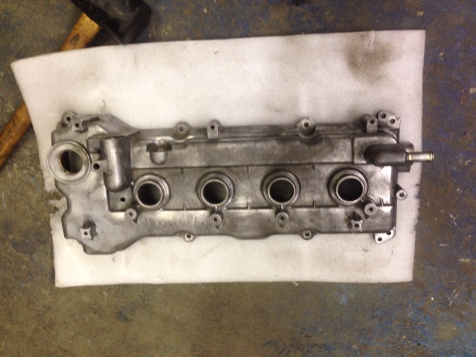 Замена прокладок клапанной крышки — Nissan Almera II (N16), 1,5 л, 2005 ...