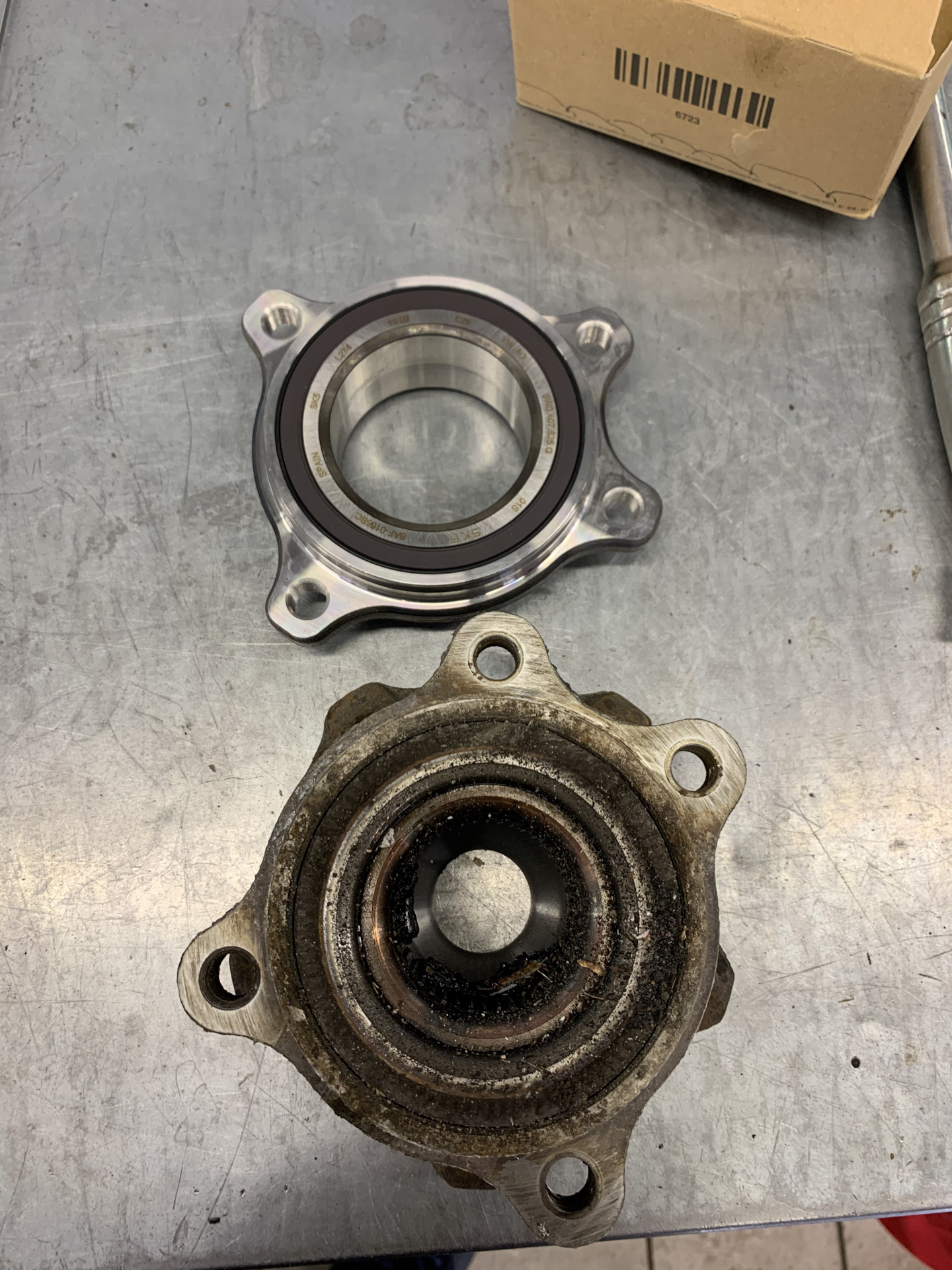 Замена ступичного (гарантия) — Audi Q7 (2G), 3 л, 2018 года | визит на ...