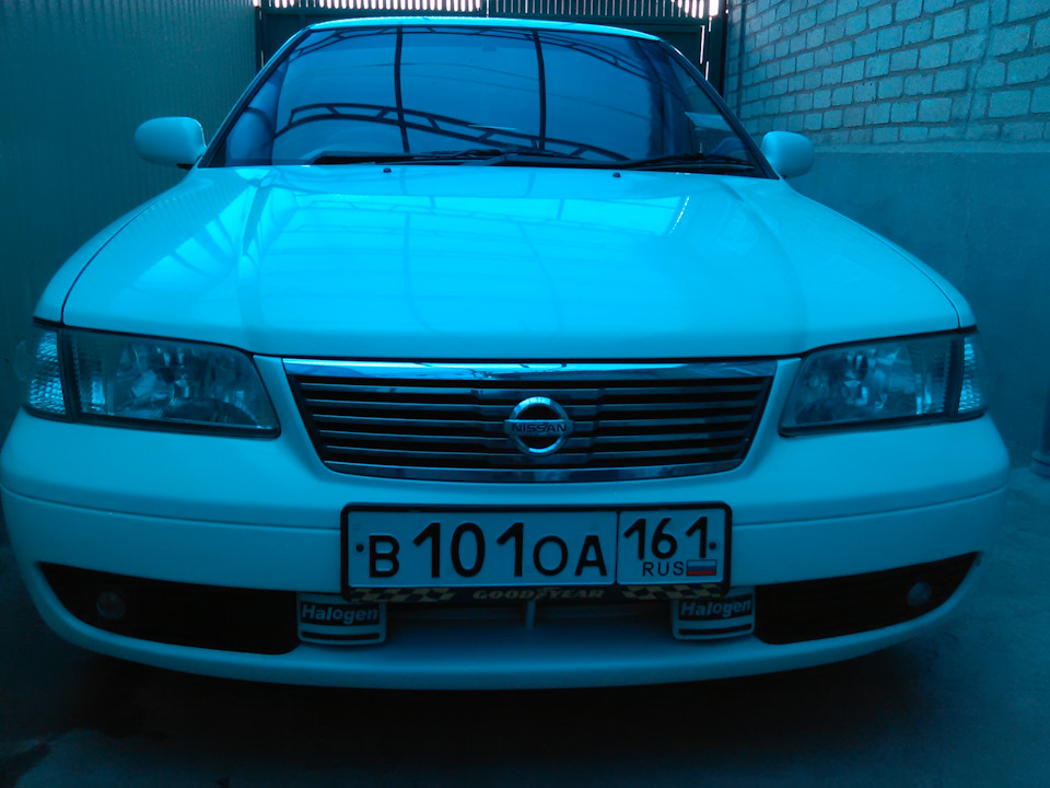 Новые чехлы — Nissan Sunny (B15), 1,5 л, 2002 года | аксессуары | DRIVE2