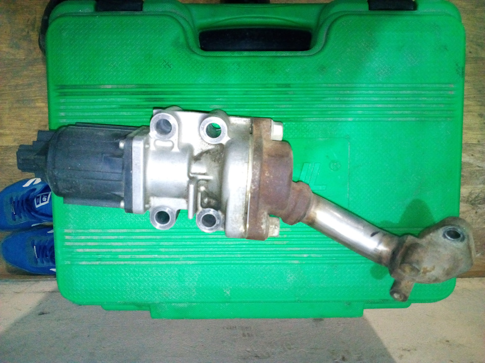 Барыга пост. Крышка ГРМ. Блок EGR. — Mitsubishi Pajero Sport (2G), 2,5 ...