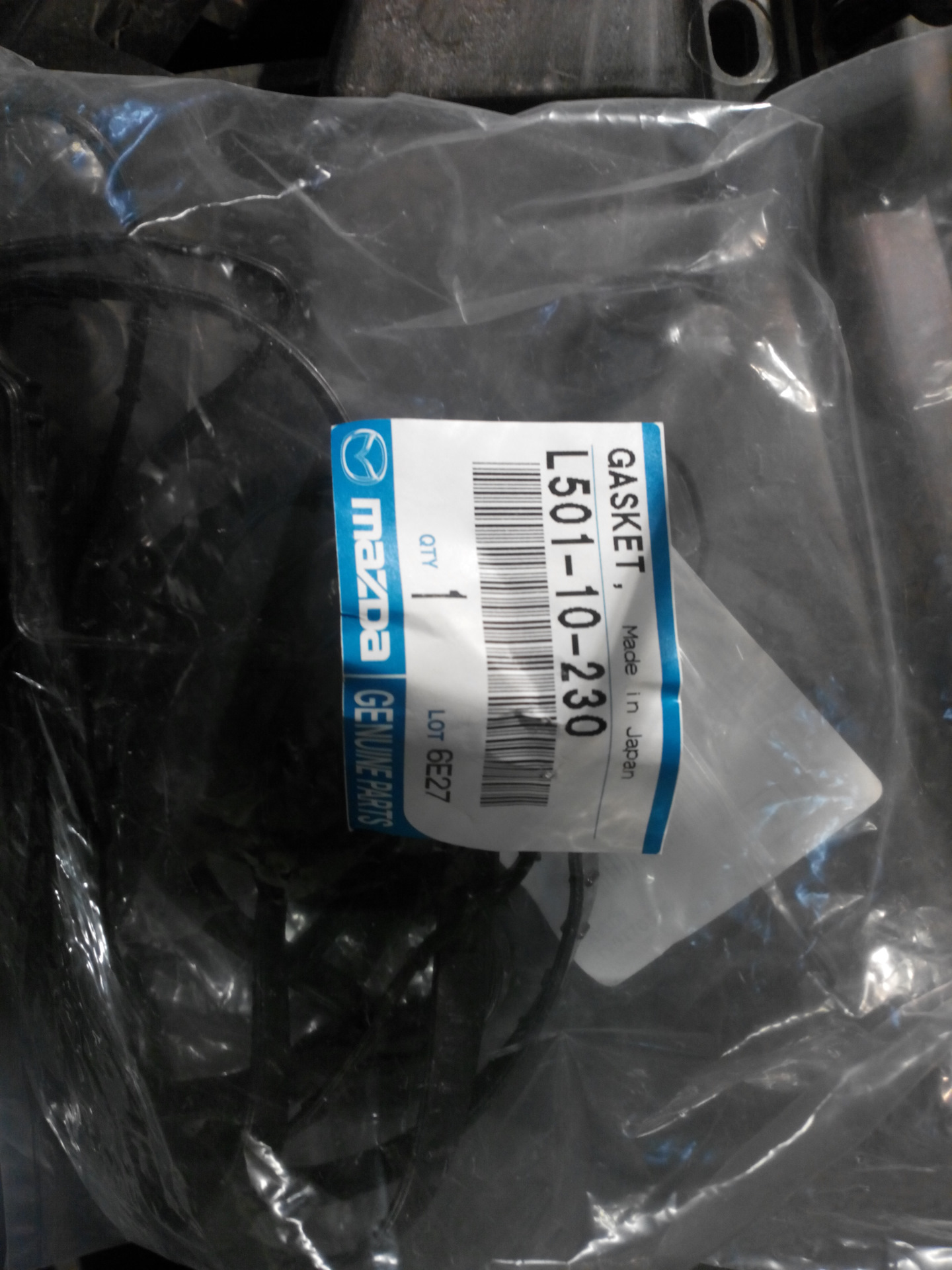 Замена прокладки крышки клапанов — Mazda 6 (1G) GG, 1,8 л, 2007 года ...