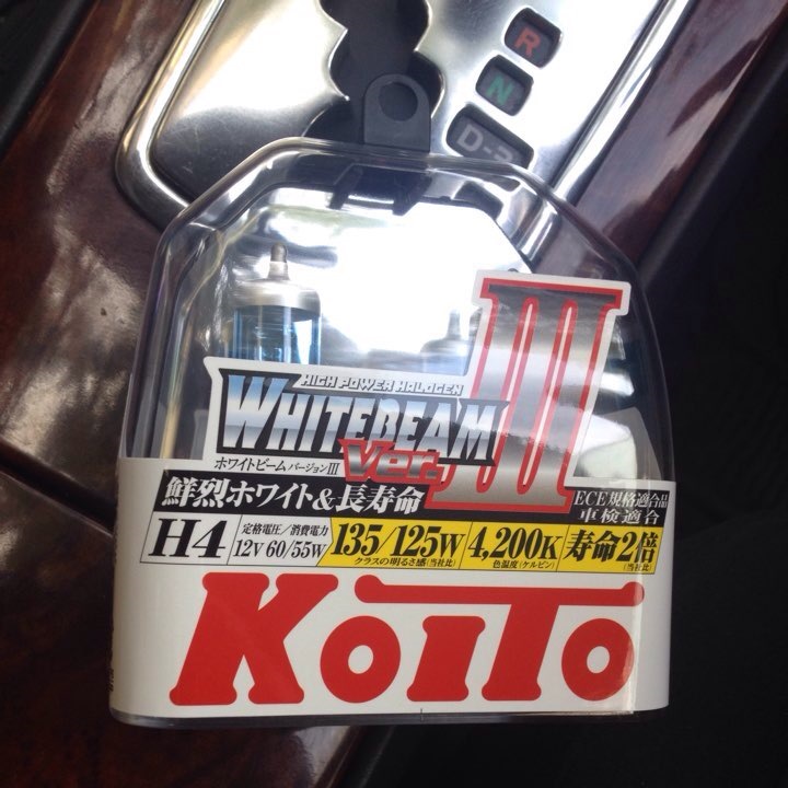 Лампы головного света Whitebeam III Koito H4 — Toyota Premio (T240), 1,8 л, 2006 года ...