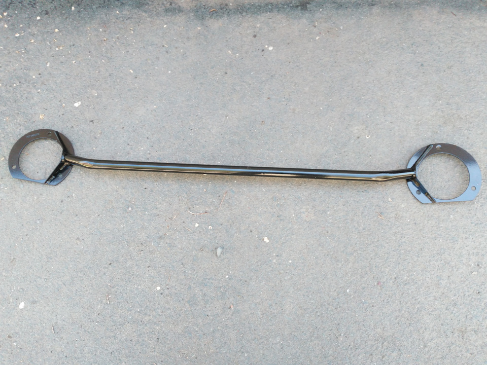 установка передней распорки — Subaru Forester (SH), 2 л, 2010 года ...