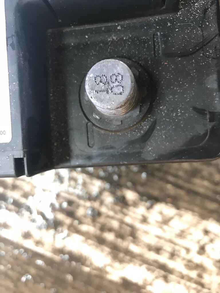 Новый АКБ — BMW 3 series Coupe (E92), 2 л, 2008 года | поломка | DRIVE2