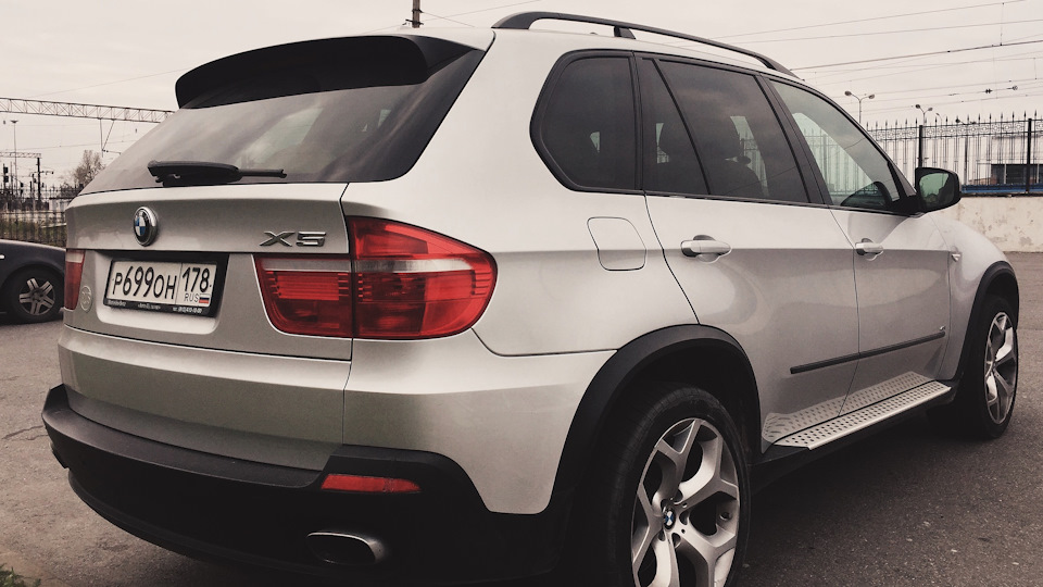 BMW X5 (E70) 4.8 бензиновый 2008 | ///SILVER на DRIVE2