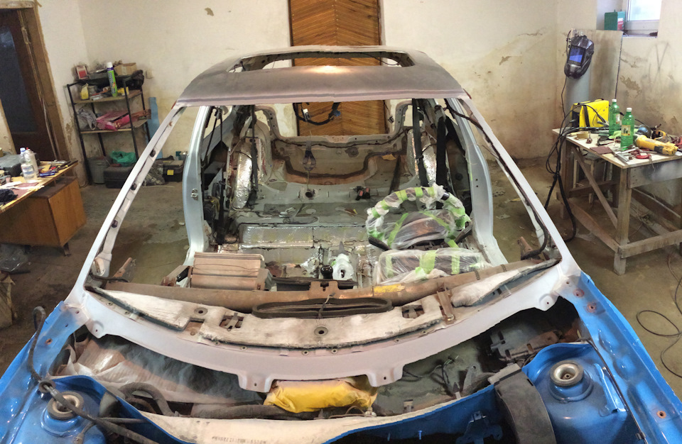 СВАП люка / сварка панели крыши — Volkswagen Golf Mk4, 1,6 л, 1998 года ...