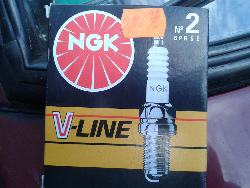 Поставил свечи NGK V-2 (Запись для себя) — Москвич 2141, 1,5 л, 1992 ...
