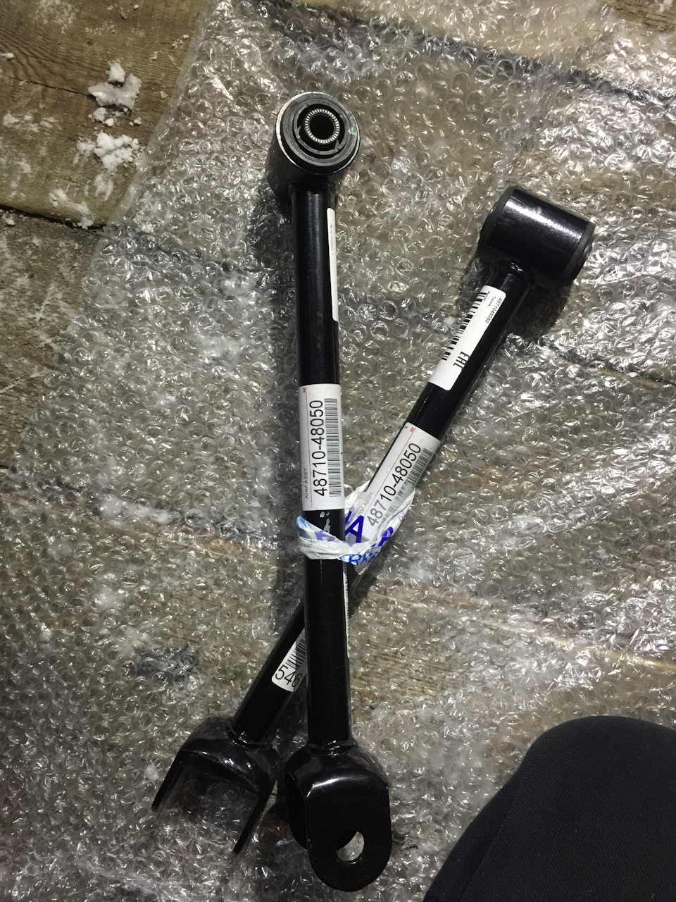 4871048050 Сайлетблок заднего поперечного рычага TOYOTA HARRIER 97-12 ...