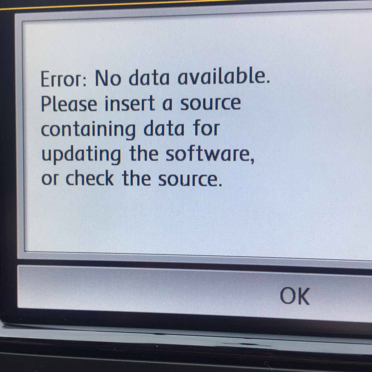 Rcd 330+ теперь и у меня. Проблема при попытке русификации решена ...