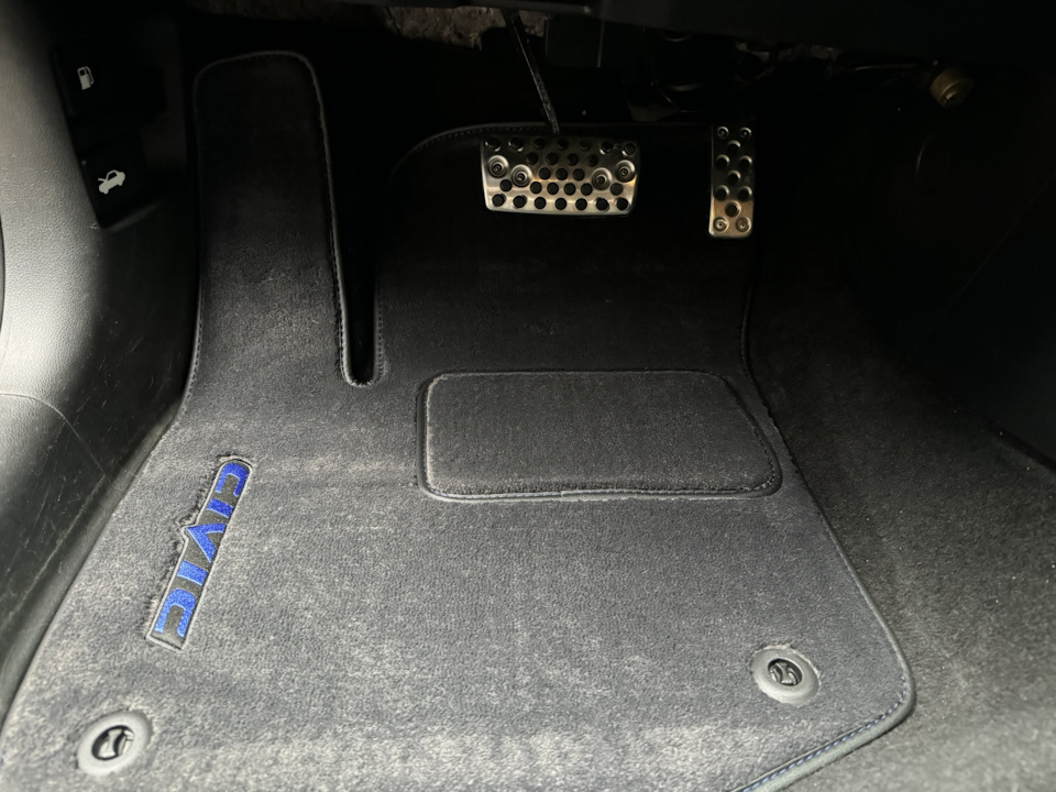#5 Ворсовые коврики — Honda Civic Hatchback (9G), 1,8 л, 2013 года ...