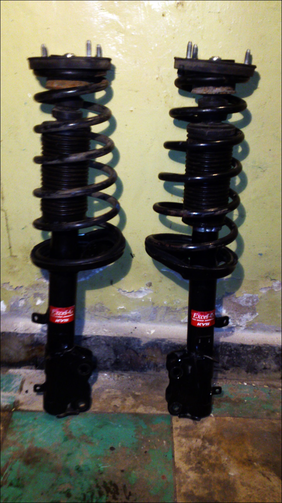 ребилд задней подвески — Toyota Corolla (110), 1,6 л, 1999 года ...