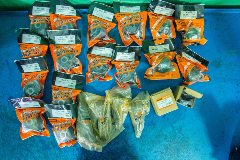 Замена сайлентблоков продольных рычагов. — Toyota Land Cruiser Prado 70 ...