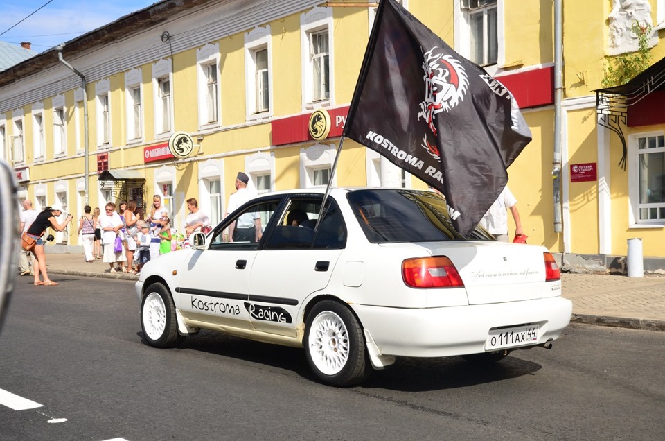Винил в клубном стиле Kostroma Racing Team — Daihatsu Charade (G200 ...