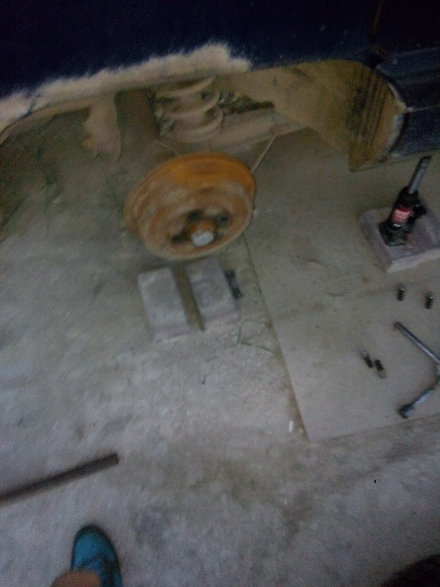 дело было вечером делать было нечего… — Audi 100 (C3), 1,8 л, 1990 года ...