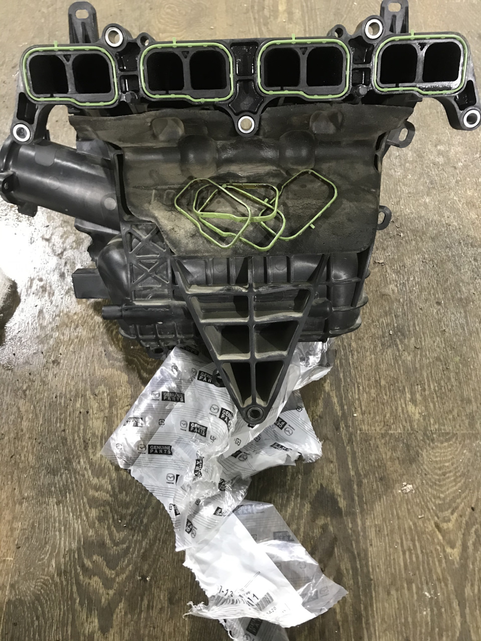 PY0113111 Прокладка впускного коллектора MAZDA | Запчасти на DRIVE2