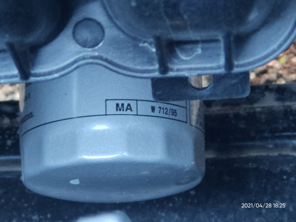 Фильтр масла MANN W71295 — Volkswagen Polo liftback, 1,6 л, 2021 года ...