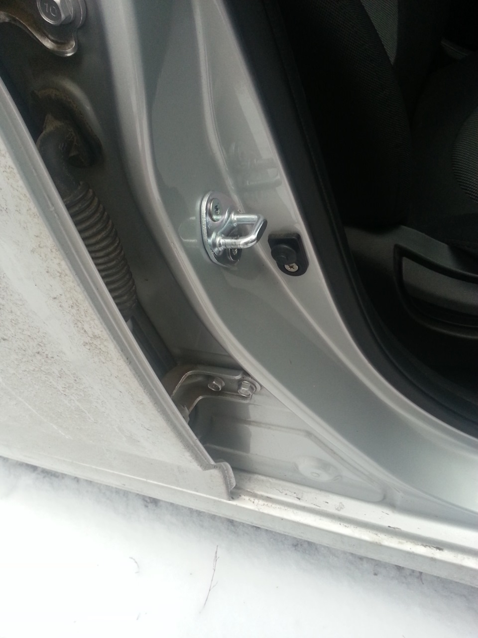 Накладки на замки и флешка — Hyundai Solaris (1G), 1,6 л, 2013 года ...
