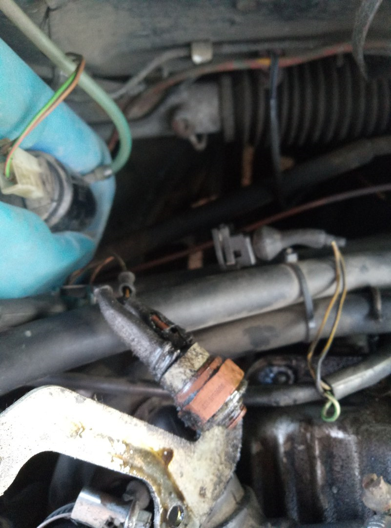 Кто знает что за датчик? — Audi 100 (C3), 2,2 л, 1987 года | своими ...