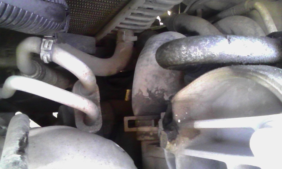 Фантан под капотом)) — Chevrolet Aveo Sedan (1G), 1,4 л, 2008 года ...