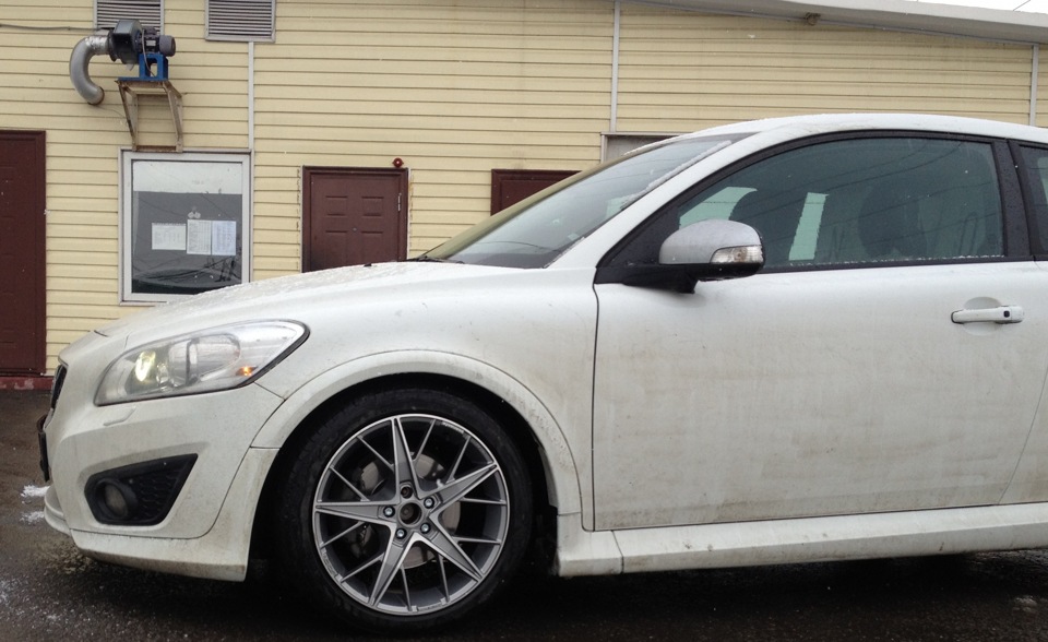 Rims OZ Racing Quaranta — Volvo C30, 2,5 л, 2011 года | колёсные диски ...