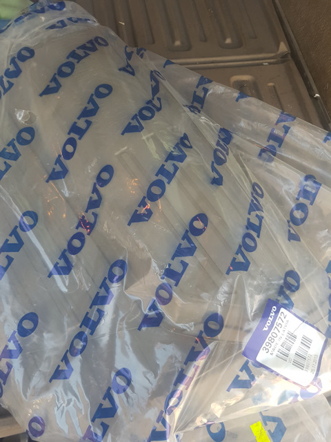 39807572 Коврики резиновые XC70 Volvo | Запчасти на DRIVE2