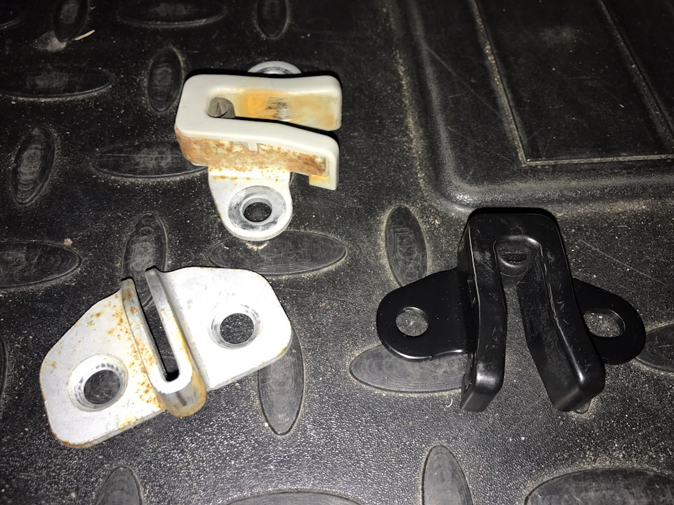 Мелочь, а приятно или недостающие ныштяки — Toyota Land Cruiser Prado ...