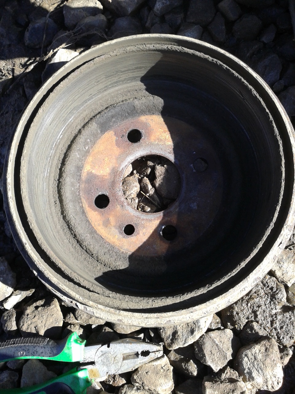 Замена задних тормозных колодок — Daewoo Nexia (2G), 1,5 л, 2006 года ...