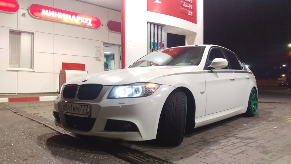 26. Rays Volk Racing TE37 SL [Takata Green] — BMW 3 series (E90), 2 л ...