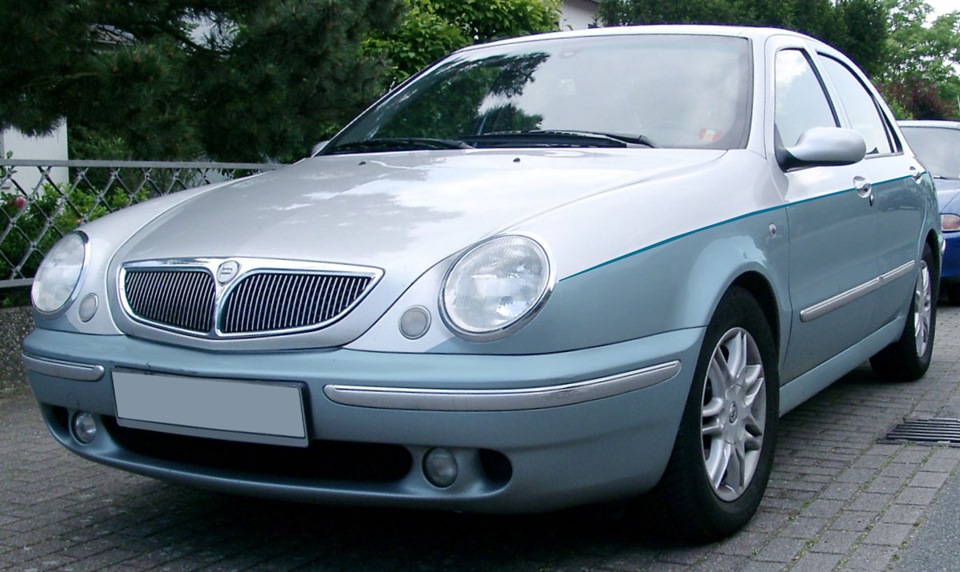 В размышлениях… — Lancia Lybra, 2 л, 2000 года | кузовной ремонт | DRIVE2