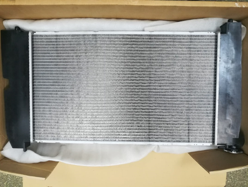 164000D200 Радиатор, охлаждение двигателя TOYOTA LEXUS | Запчасти на DRIVE2