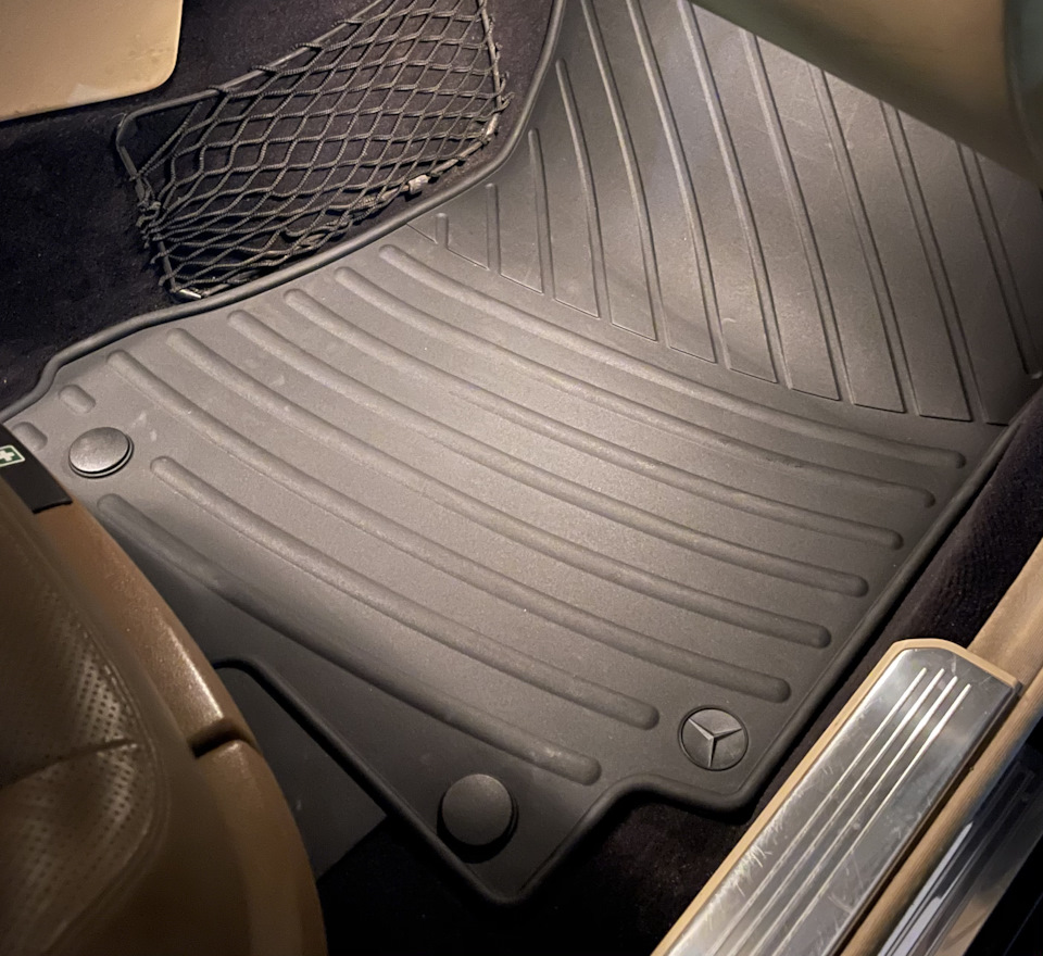 #90 Резиновые коврики — Mercedes-Benz S-Class (W221), 5,5 л, 2008 года ...