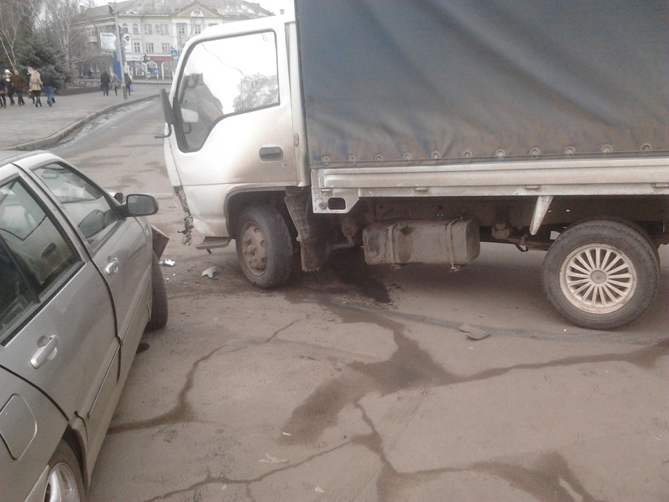 китаец VS китайца — FAW 1031, 2,7 л, 2008 года | ДТП | DRIVE2