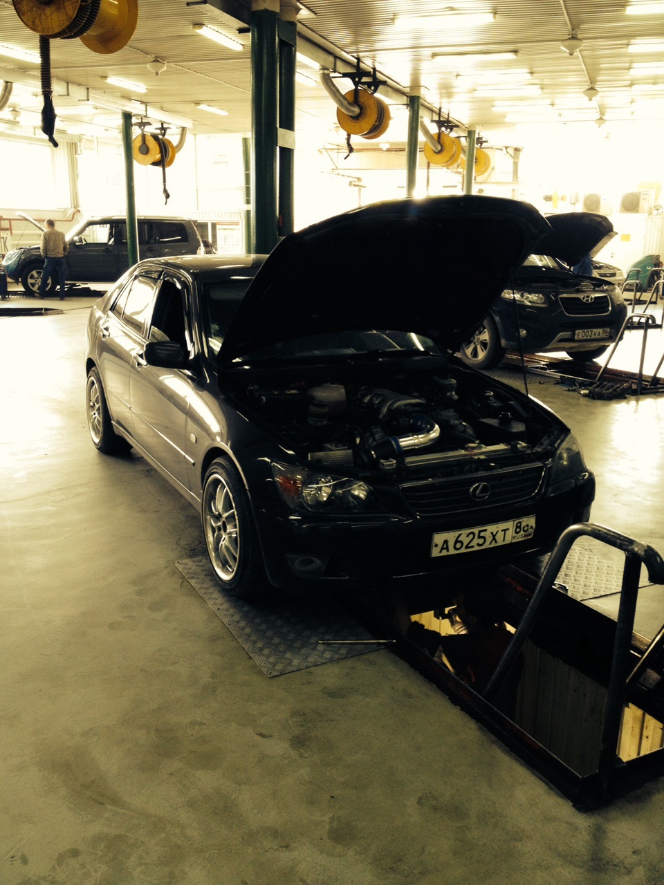 Замена масла MOTUL 5W40 — Lexus IS I, 4 л, 2000 года | визит на сервис ...