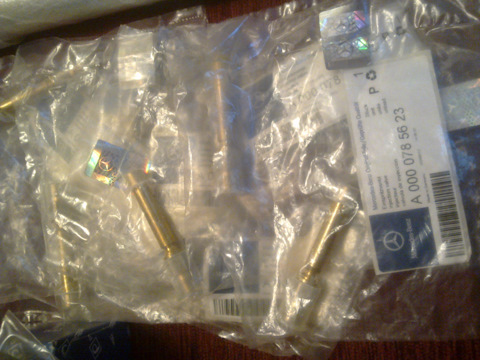 A0000785623 Форсунка топливная Mercedes | Запчасти на DRIVE2